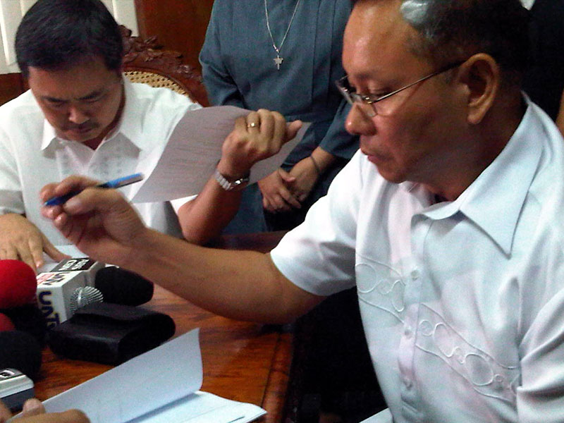 Whistleblower widens net; pulls in more AFP officers in graft charges ...