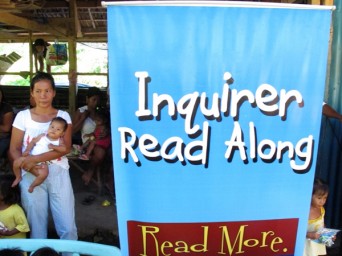 Inquirer Read-along cheers up poor kids | Inquirer News