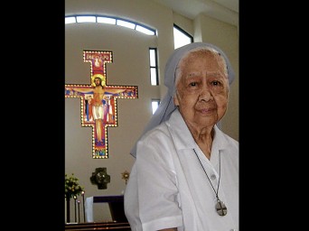 Crowns of flowers, thorns for Sr. Flor Maria Basa | Inquirer News