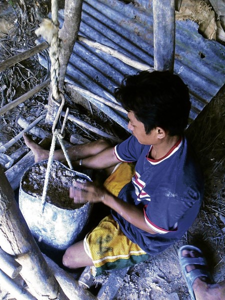 Paracale mining: A way of life, death | Inquirer News