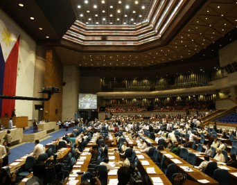 RH Bill finally signed into law | Inquirer News