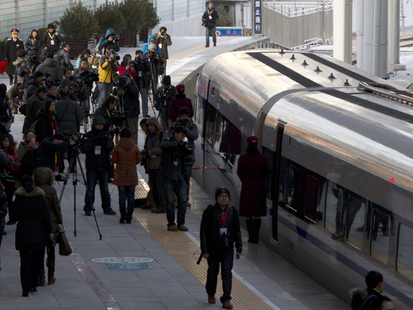 World's longest bullet train service begins in China | Inquirer News