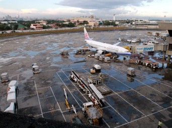 More cancelled flights due to Typhoon ‘Pablo’ | Inquirer News