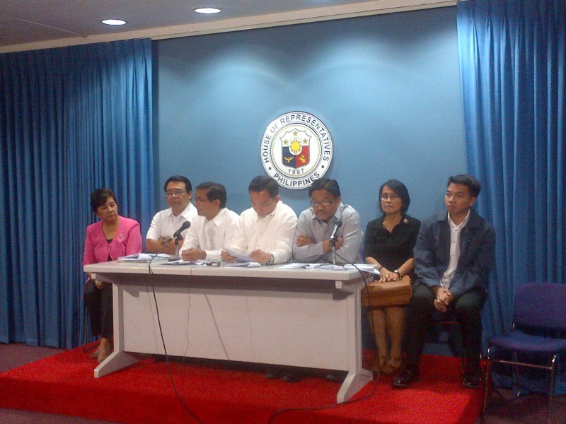7 partylist lawmakers withdraw support for FOI Bill | Inquirer News