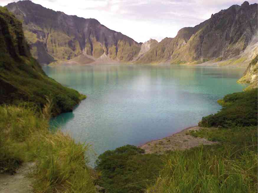 Fight over Pinatubo erupts anew | Inquirer News
