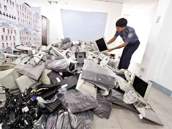 Police arrest call center executive | Inquirer News