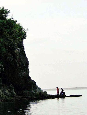 Saving Pasacao as summer capital | Inquirer News