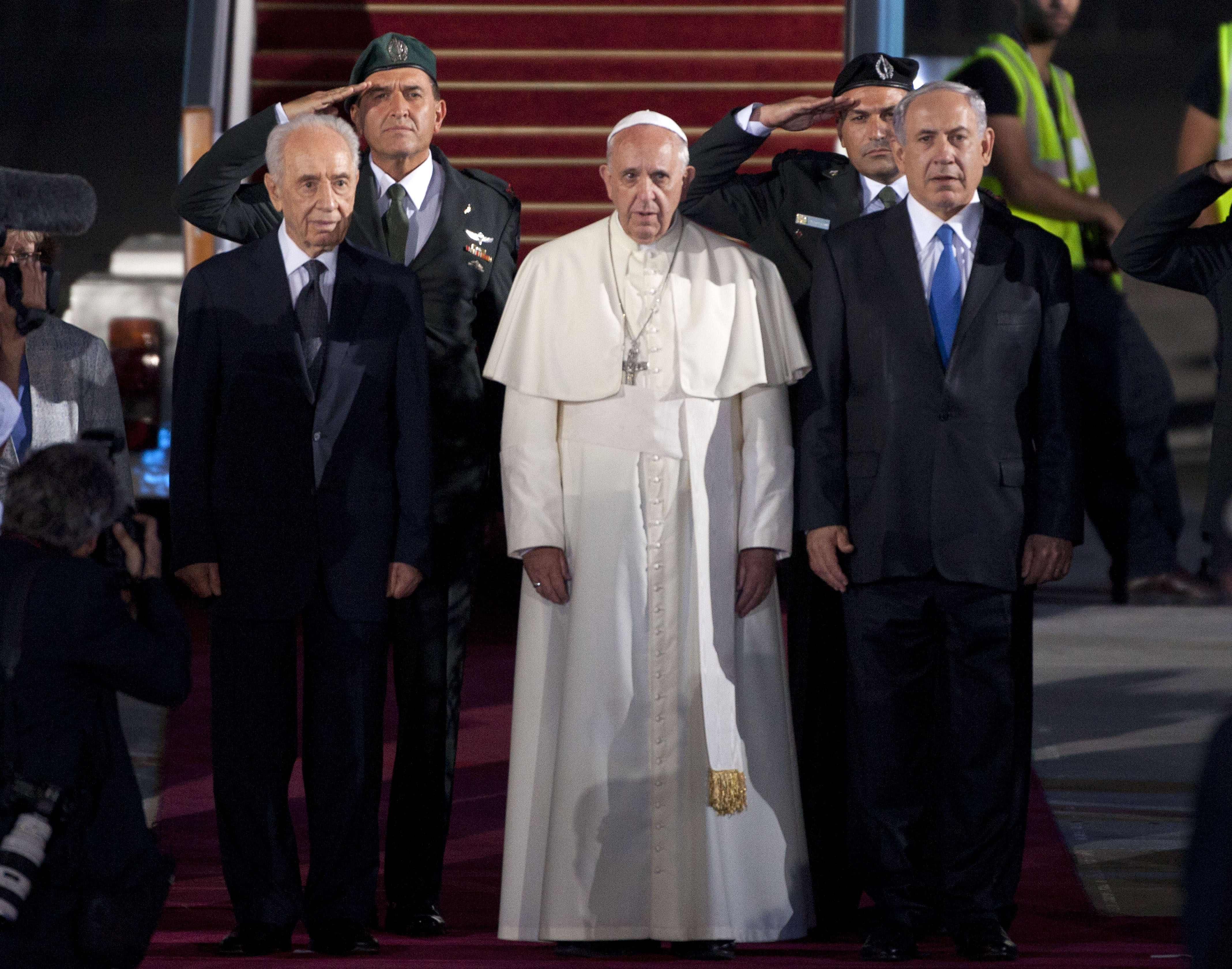 Pope ends pilgrimage with Mass at contested site | Inquirer News