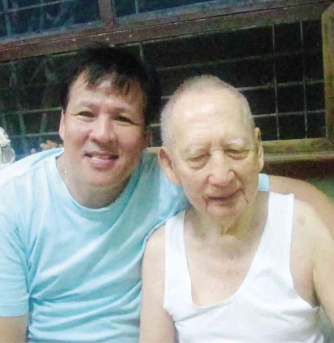 Robredo patriarch, hero to Jesse, dies | Inquirer News