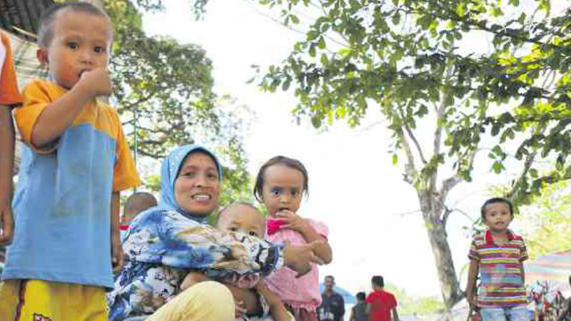 War-displaced civilians can now return home | Inquirer News