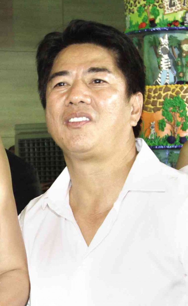 Court affirms 2013 arrest order vs Willie Revillame | Inquirer News