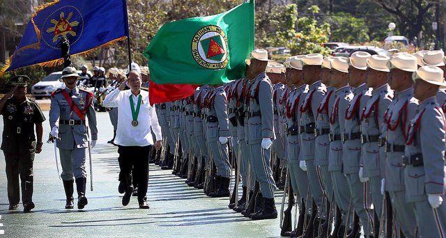 More ships, planes, combat gear for AFP in 2016 | Inquirer News