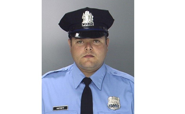 ISIS sympathizer shoots Philadelphia cop in 'chilling' ambush ...