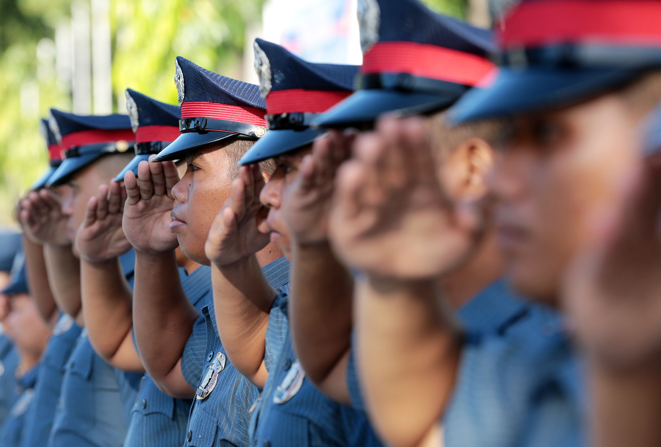 Gamboa starts PNP donation drive for Mindanao quake victims | Inquirer News