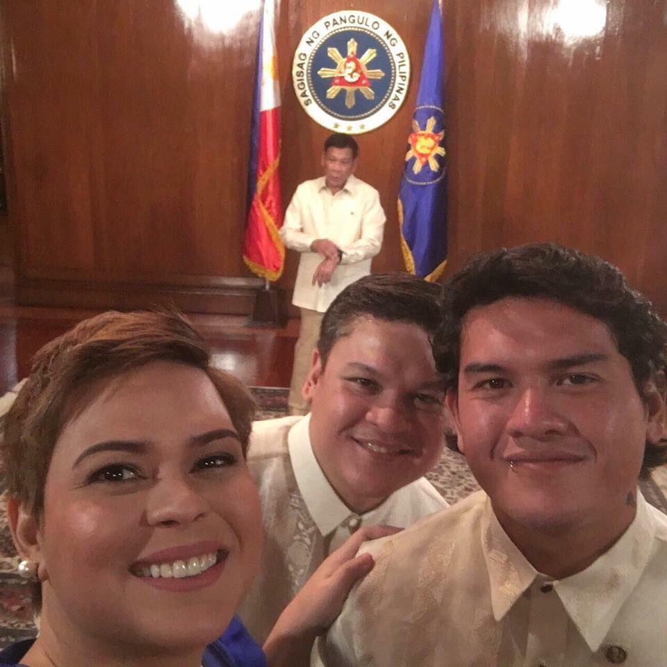 LOOK: Duterte siblings have ‘presidential photobomber’ | Inquirer News