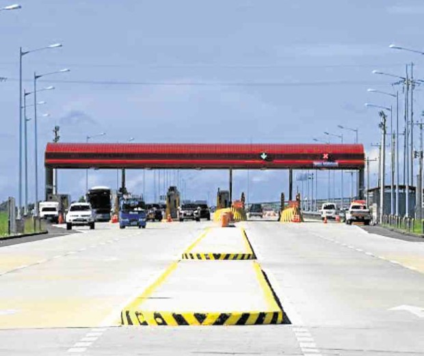 New TPLEx exit shortens travel to pilgrim site | Inquirer News