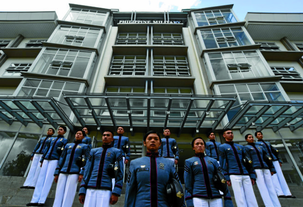 8 female cadets among PMA’s top 10 graduates | Inquirer News