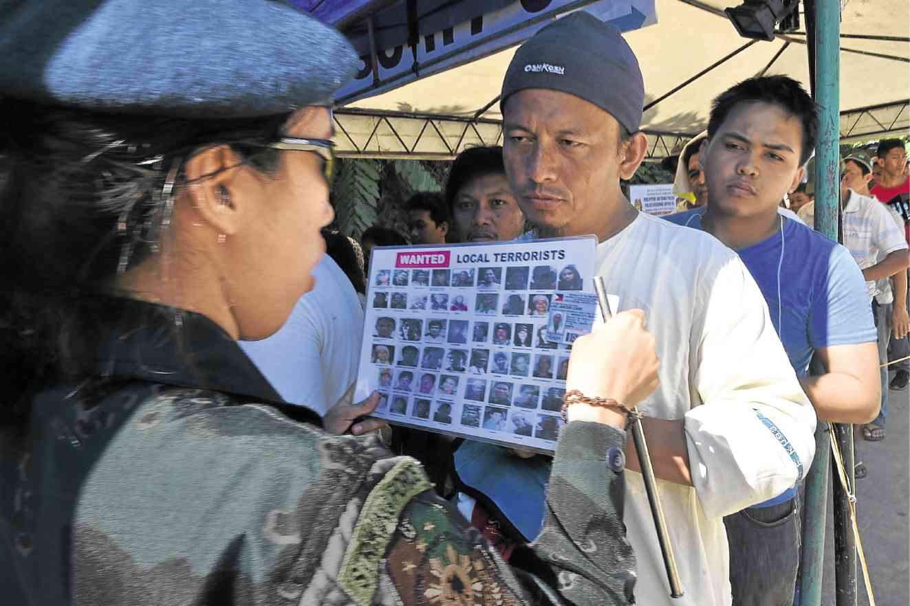 AFP says it’s close to retaking Marawi | Inquirer News
