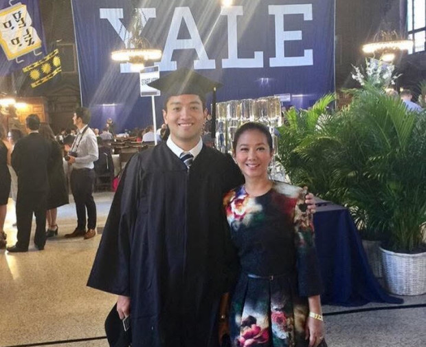 LOOK: Paolo Roxas graduates from Yale; Korina proud tita | Inquirer News