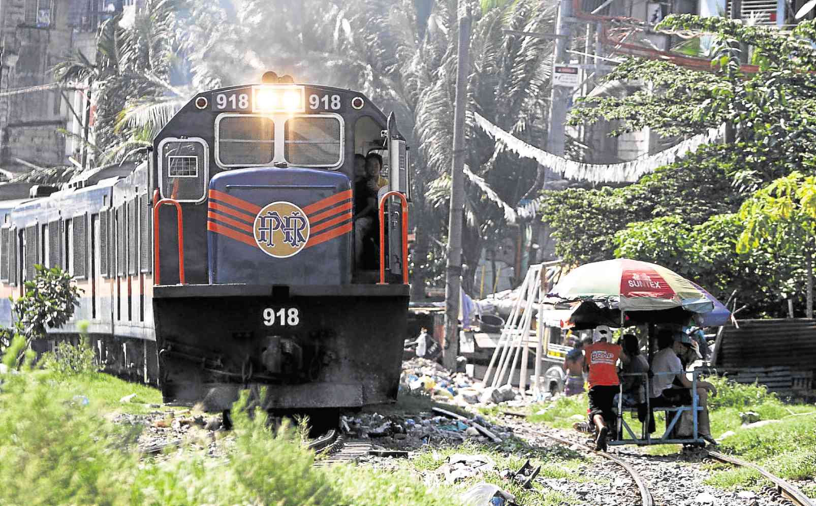 Duterte gov't reviving Manila to North railway plan | Inquirer News