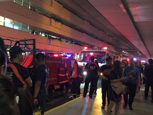 Fire hits SM City North Edsa | Inquirer News