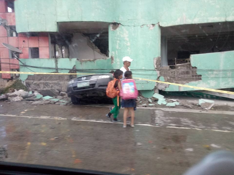 Stay calm, vigilant, Palace tells public after Leyte quake | Inquirer News