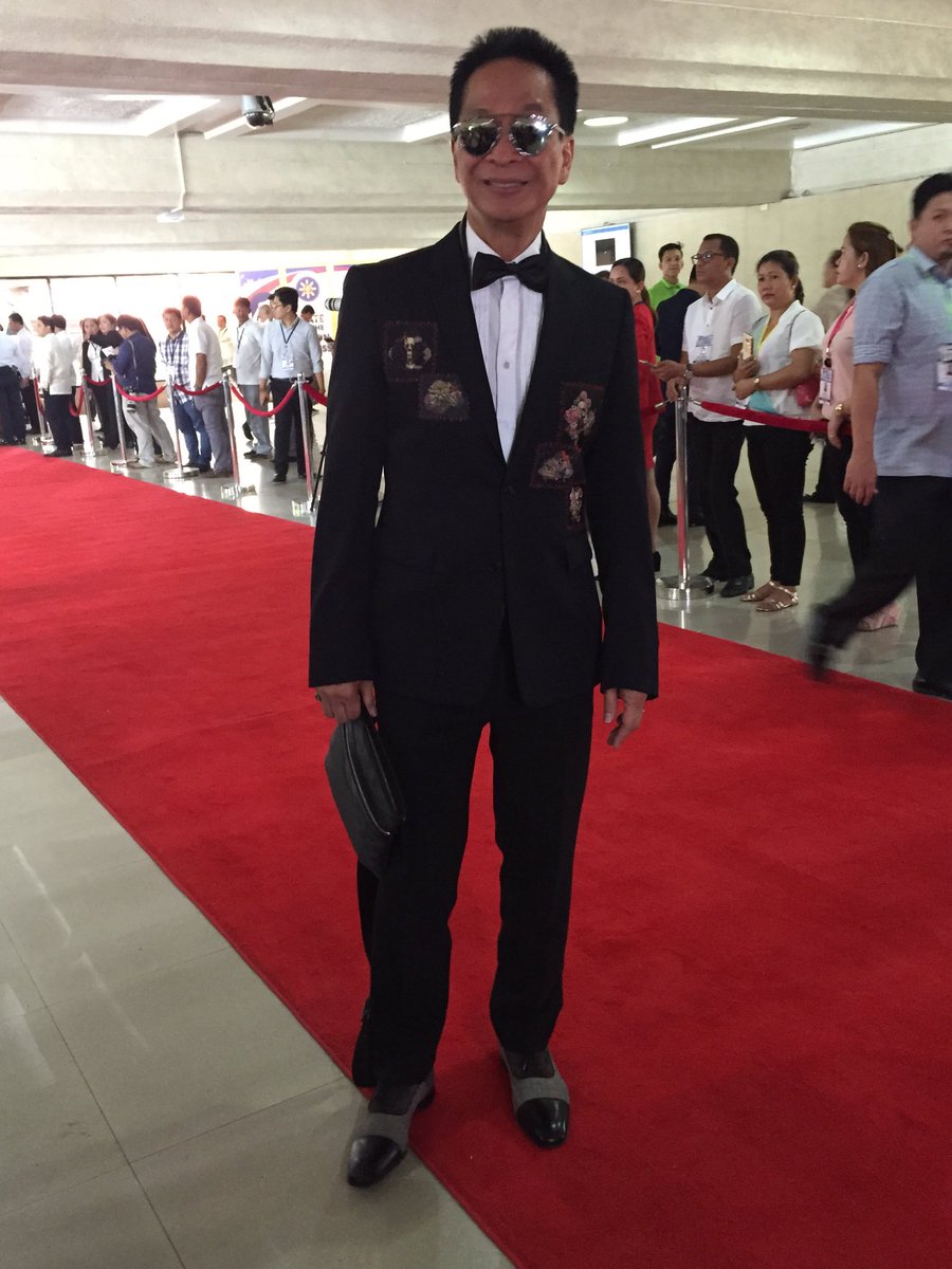 Flashy dresser Panelo now prefers lawyer-like look facing reporters ...