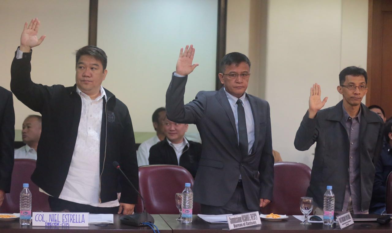 Customs officials accused of procedural violations | Inquirer News