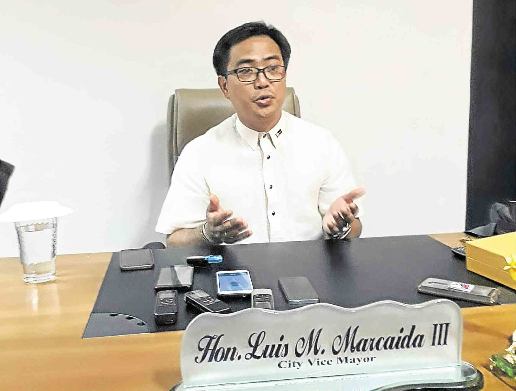 Puerto Princesa vice mayor returns to office after P1.2M bail ...