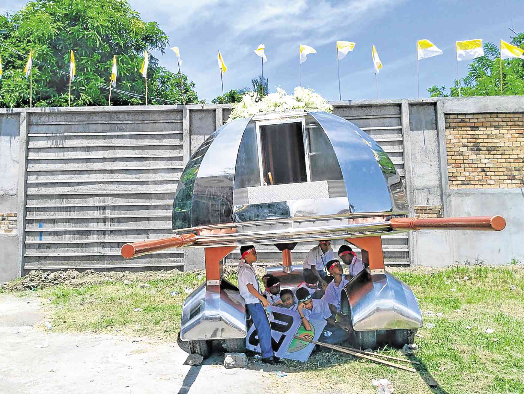 Naga starts novena for ‘Ina’ | Inquirer News