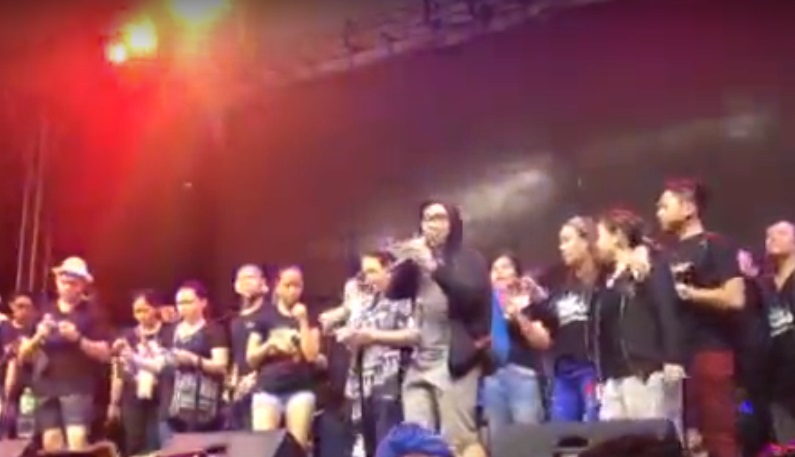 Theater group performs piece slamming drug war at Luneta rally ...