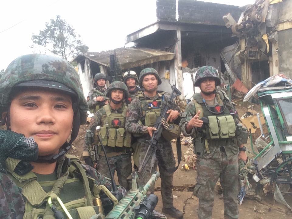 Uncommon valor of a female SAF commando | Inquirer News
