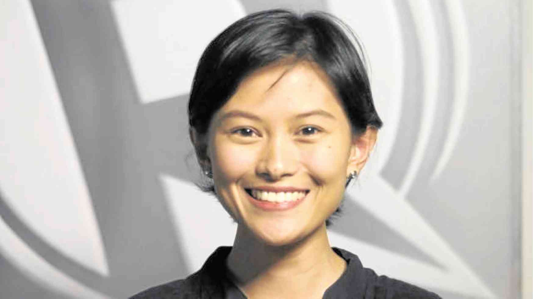 Rappler reporter files complaint vs pro-Duterte blogger for threats ...