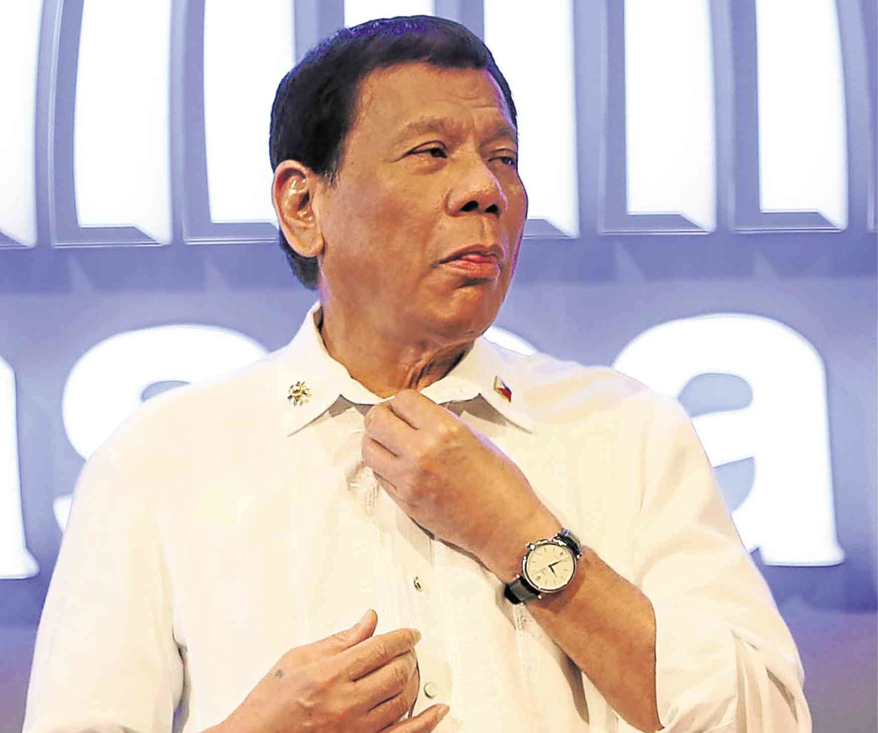 Duterte: I dress for comfort, and not to impress | Inquirer News