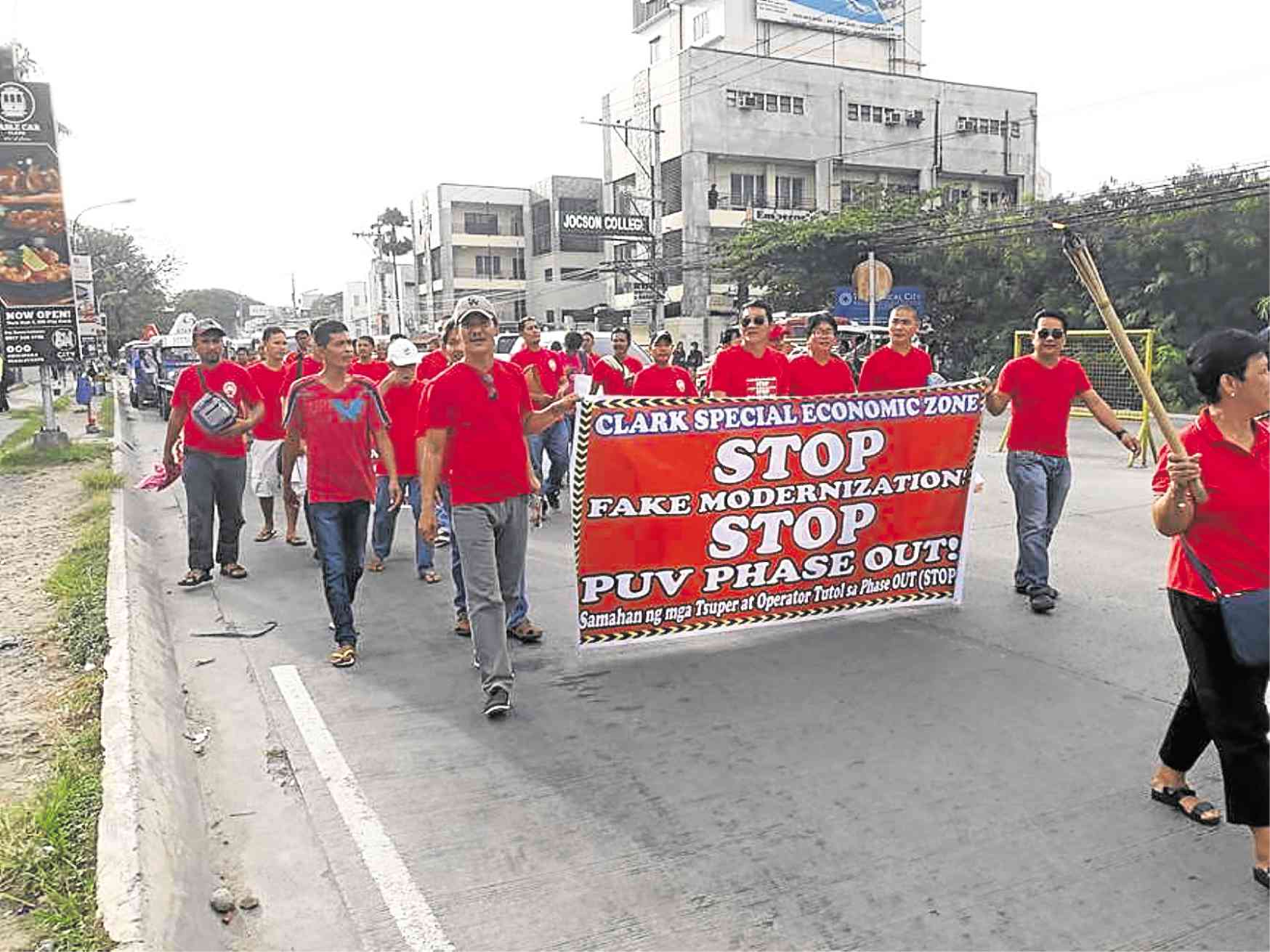 C. Luzon drivers push selective phaseout of PUVs | Inquirer News