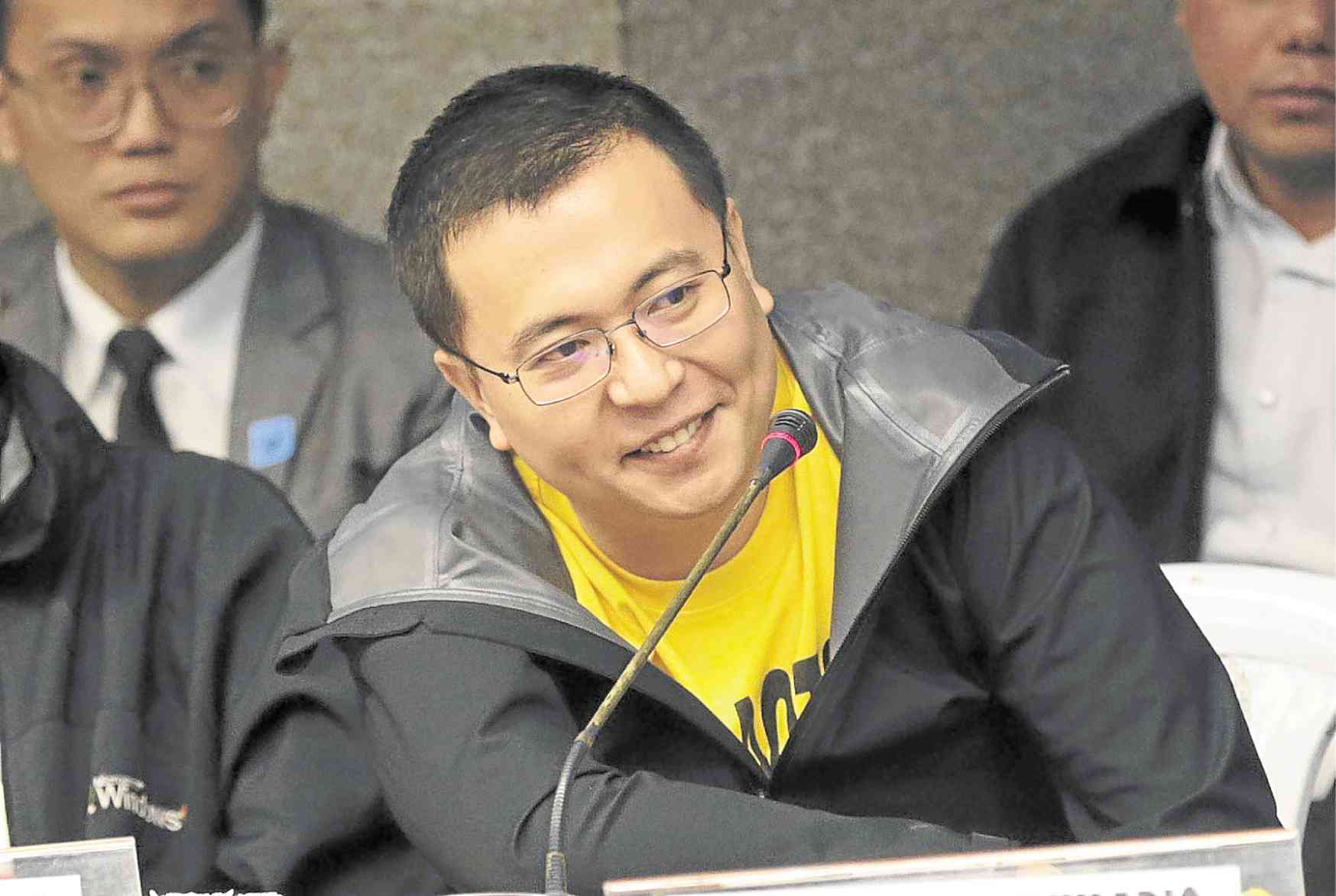 BI: Kenneth Dong offered P10M to be allowed to leave PH | Inquirer News