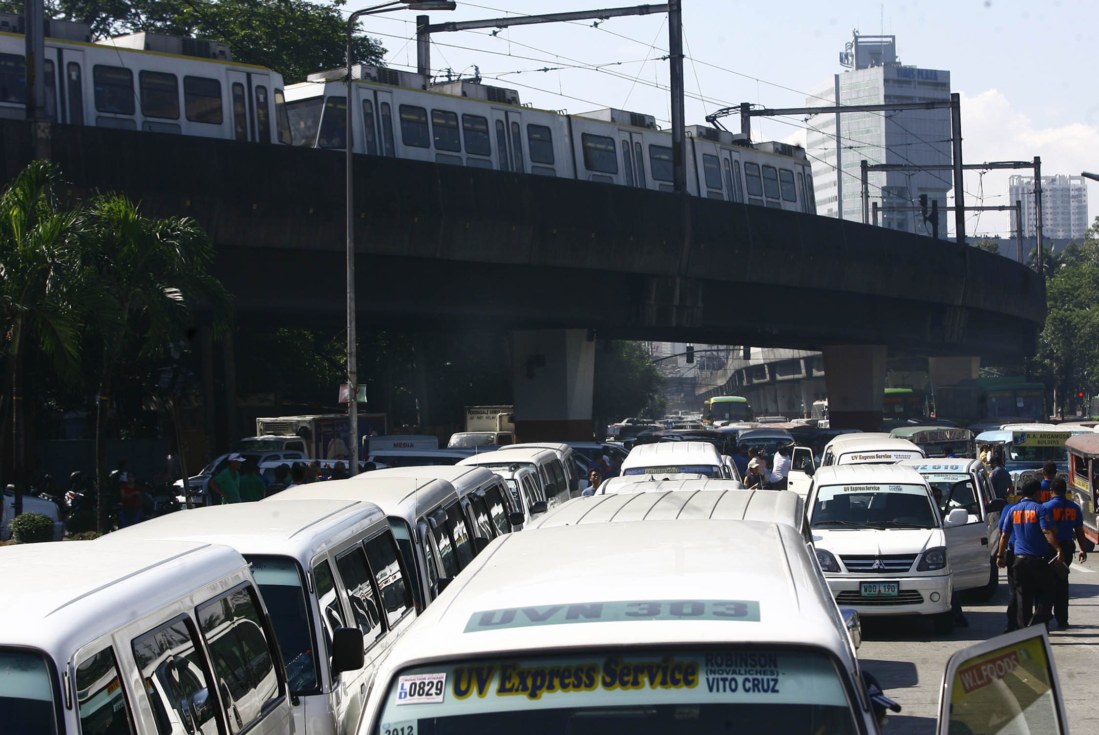 UV Express operations to become P2P too | Inquirer News