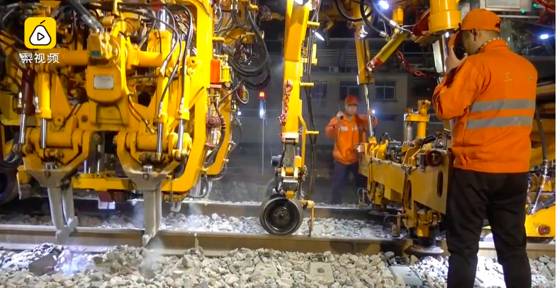 Railway station in China built within nine hours | Inquirer News