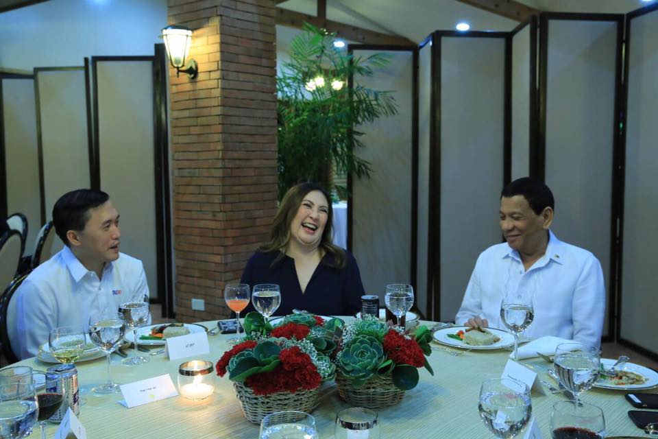 Sharon dines with Digong | Inquirer News