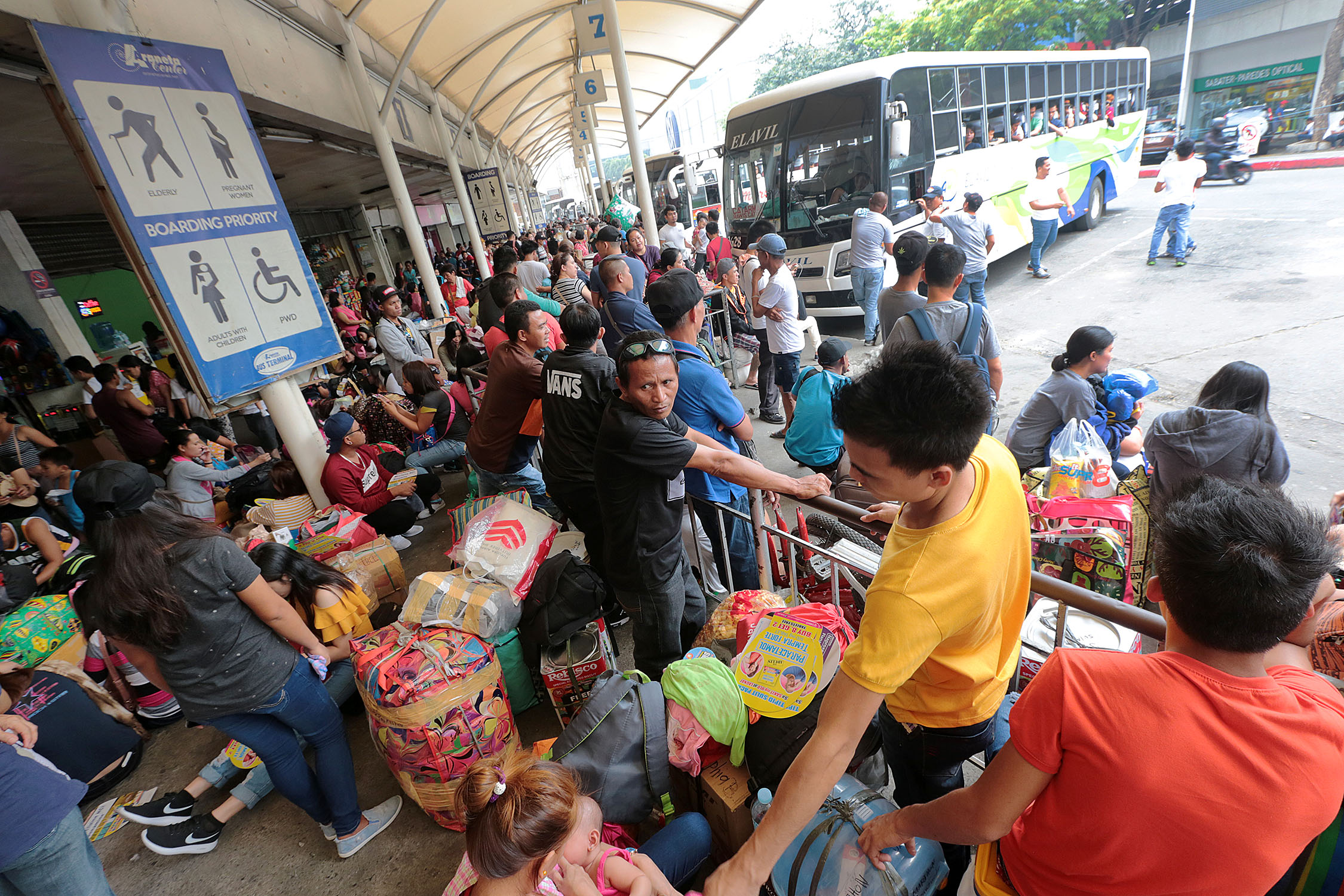 PNP: Holy Week 2018 ‘generally peaceful,’ only 48 incidents recorded ...