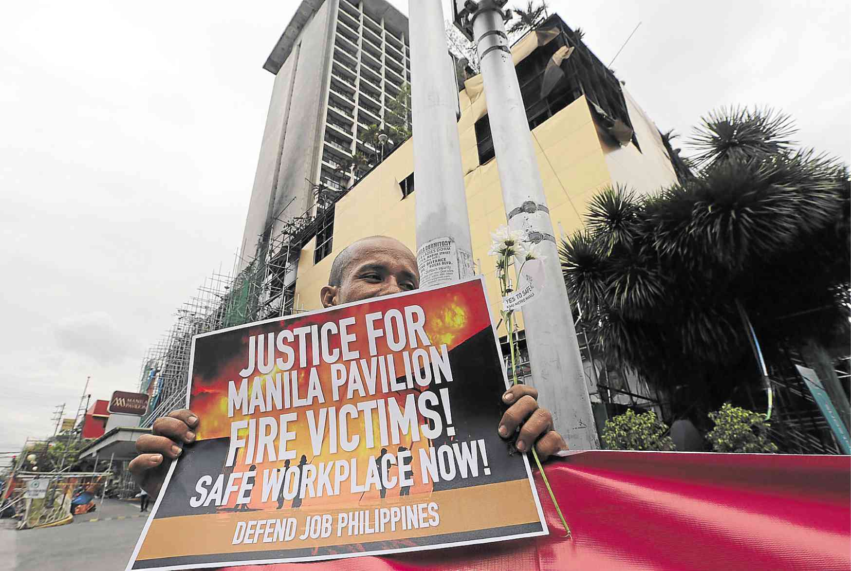 Manila Pavilion fire: Hotel, Pagcor staff called to NBI Probe ...