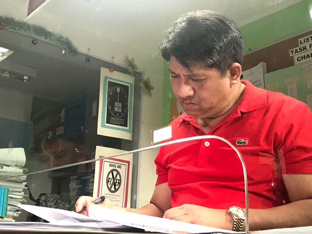 Gadon files charges against SC officials | Inquirer News