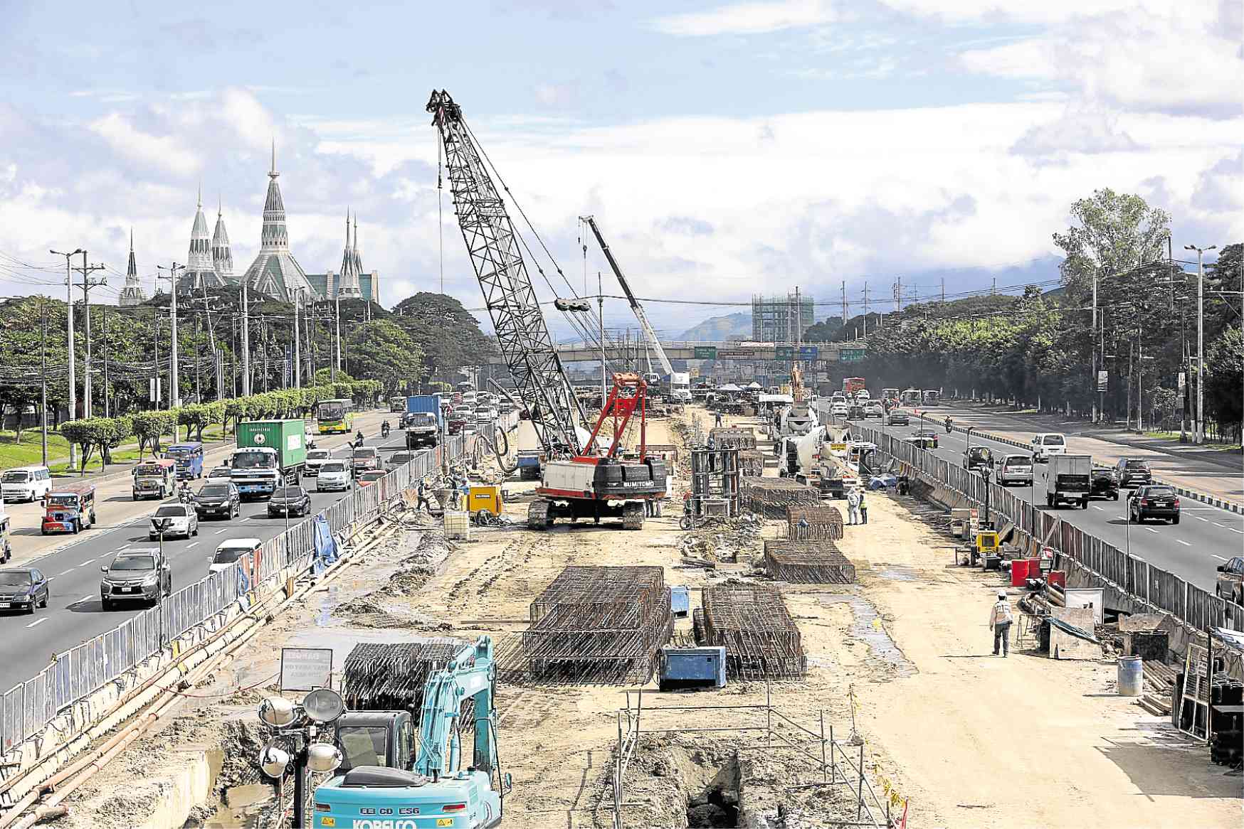 MMDA: QC traffic to get worse due to MRT 7 works | Inquirer News