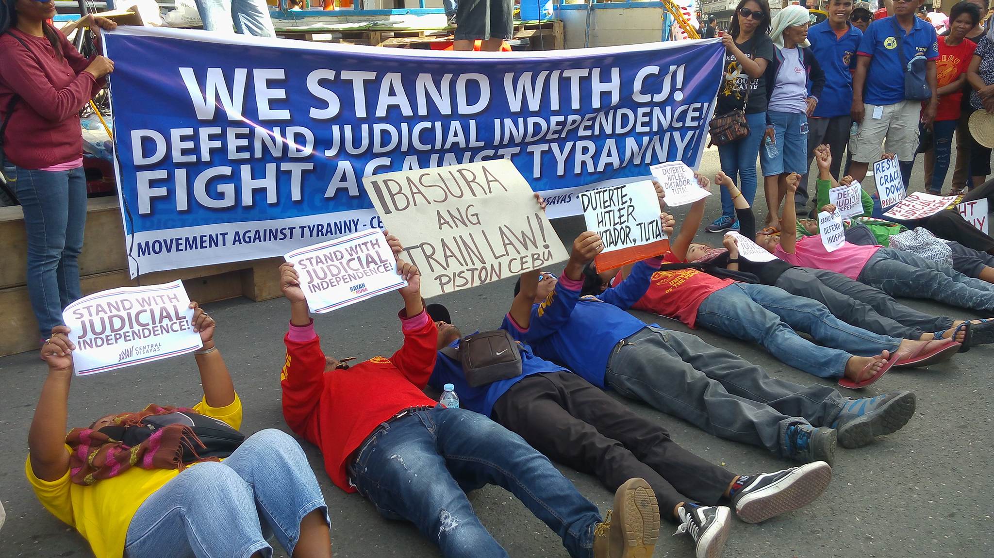 Militant groups express support for Sereno in Cebu rally | Inquirer News