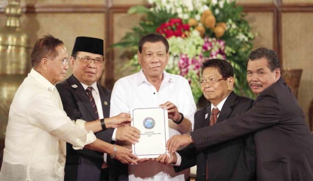 Senate OKs proposed BBL on final reading | Inquirer News