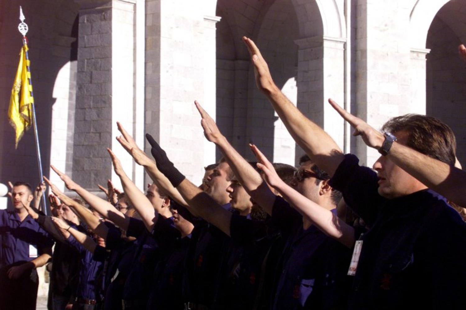 US school district decries photo of students appearing to give Nazi ...