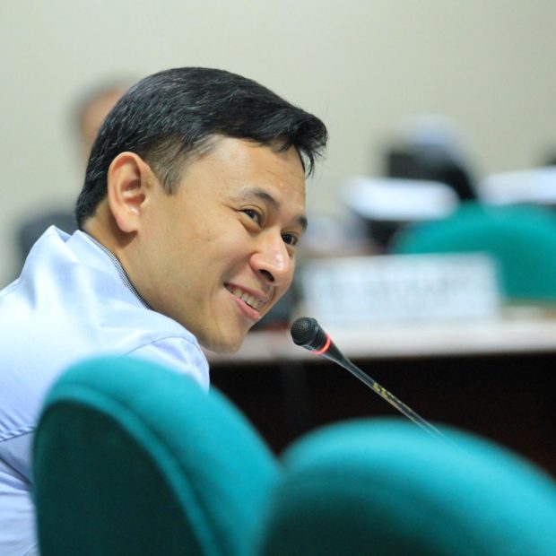 Sonny Angara wants senior citizen pension doubled | Inquirer News