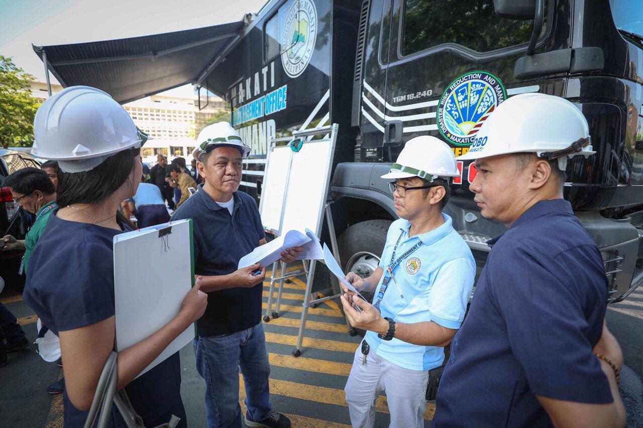 Mayor Binay deploys inspection teams to check Makati buildings ...