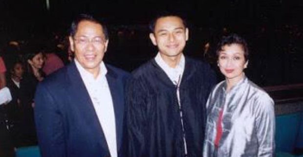 Sonny Angara dedicates victory to late father Edgardo | Inquirer News