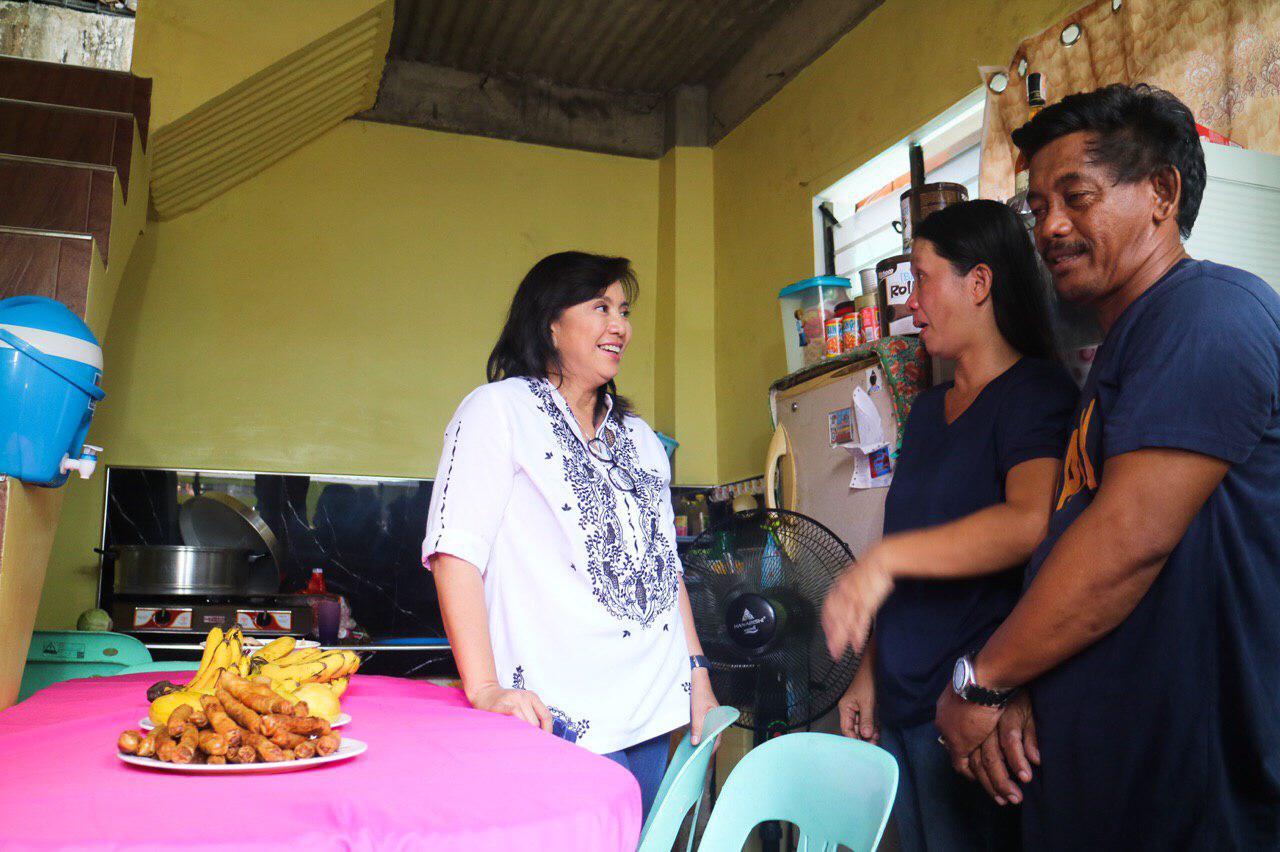 LOOK: Robredo visits ‘Recto Bank 22’ | Inquirer News